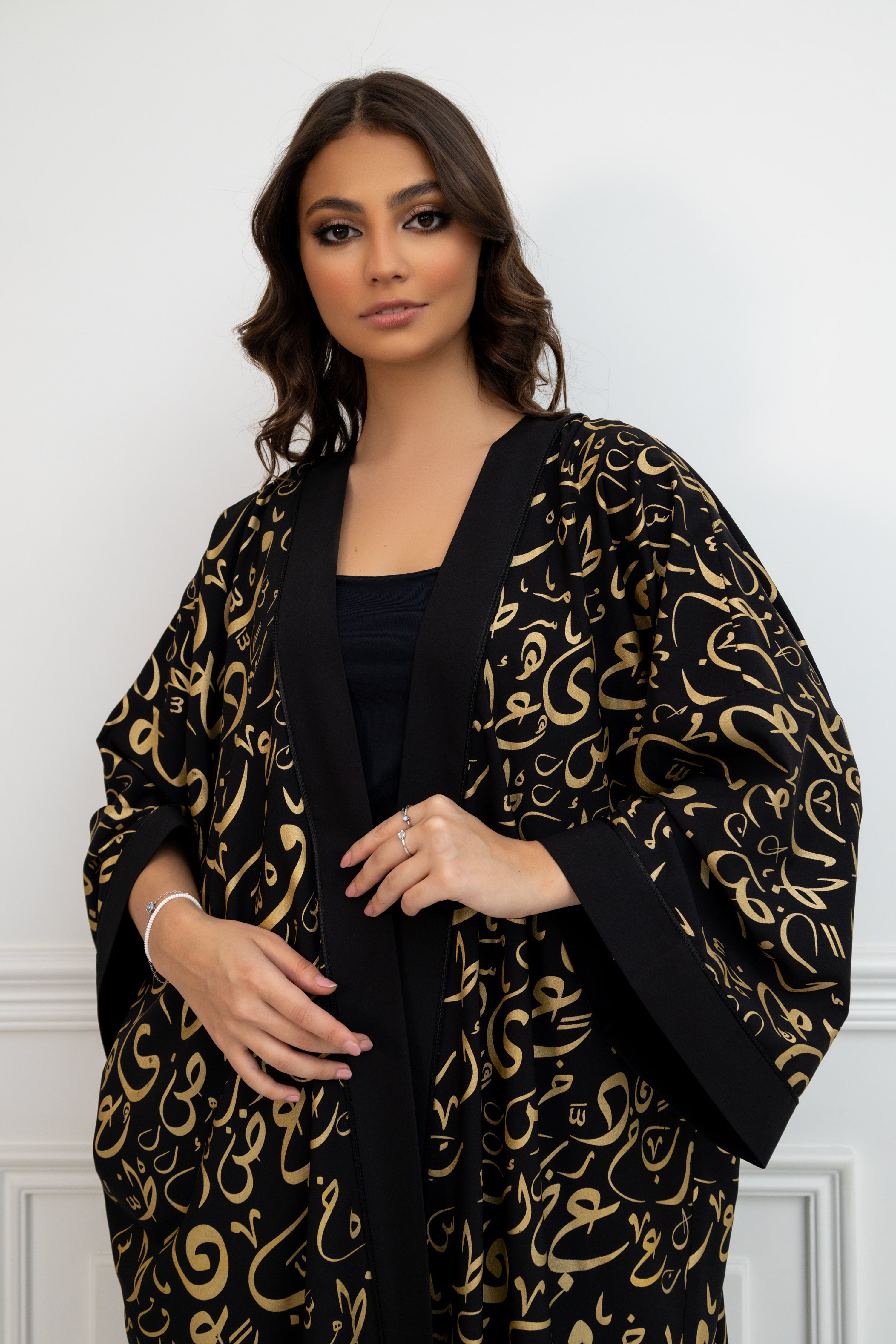 Luxury Arabic Calligraphy Abaya Kimono – unmatchedbyu